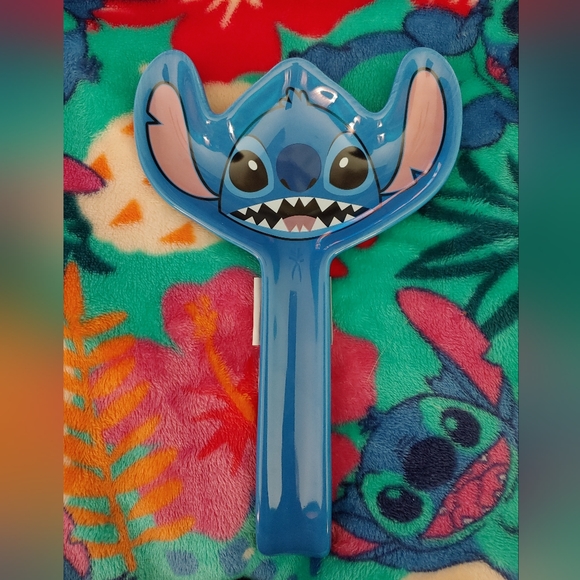 Kitchen | Disneys Stitch Ceramic Spoon Rest | Poshmark
